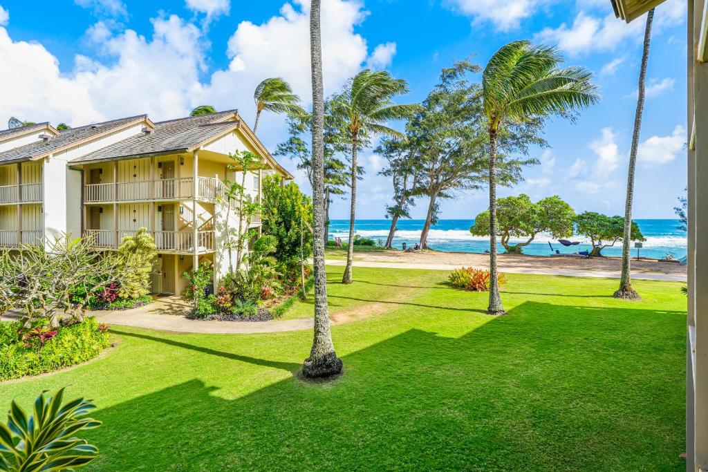 Islander on the Beach 259 "Drift Away" A Oceanview Studio, Kapaa ...