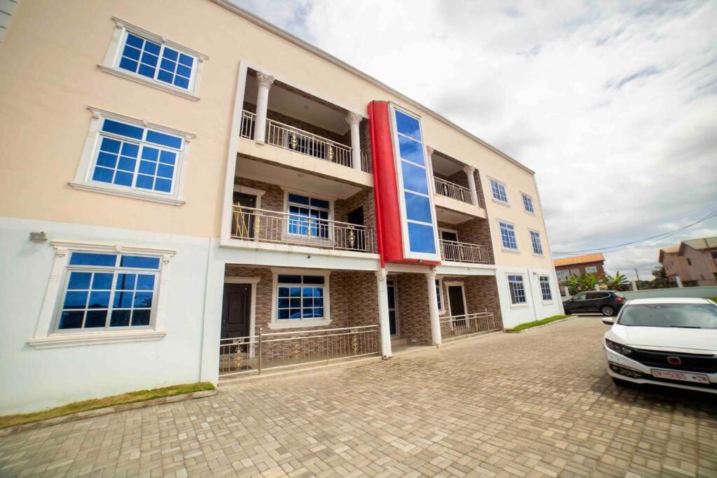 CZECH HOUSE , entire 3 bedroom, Amasaman - Accra, Amasaman (updated ...