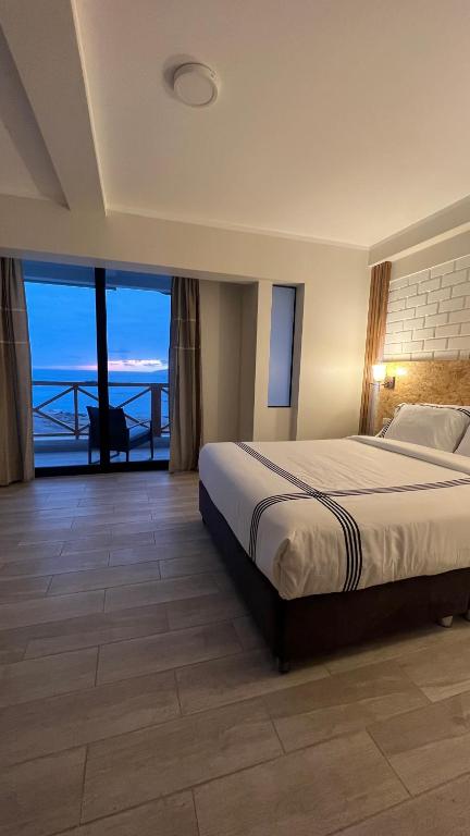 Hotel ALOHA, Chala (updated prices 2026)