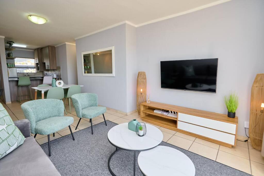 Unit 309 at Menlyn Place, Pretoria (updated prices 2026)