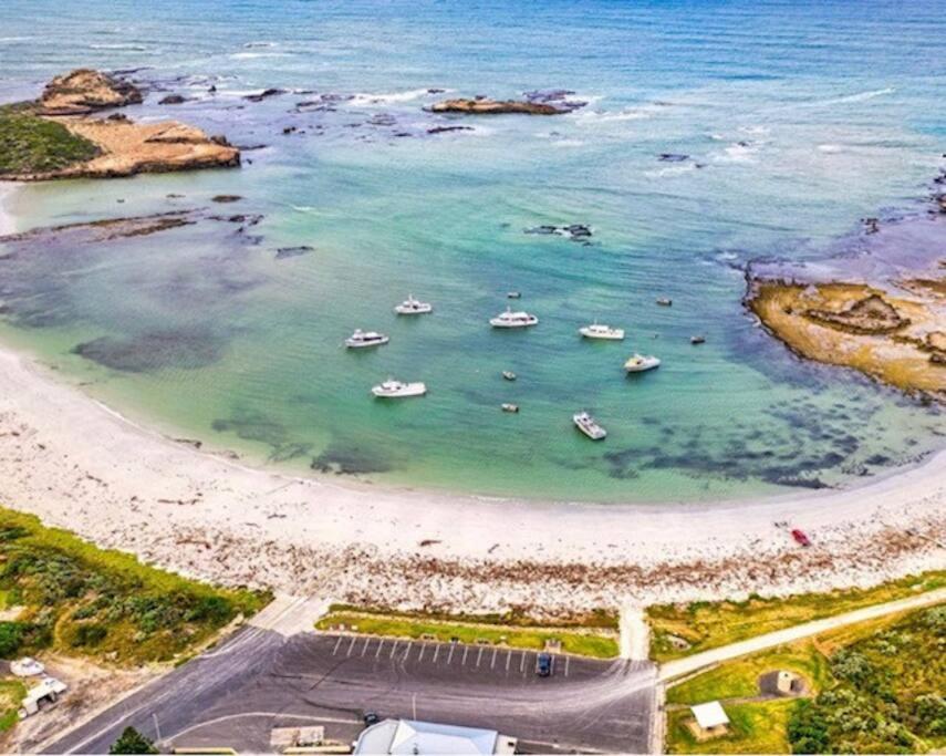 'The Early Settler' - On The Rocks Accommodation, Carpenter Rocks ...
