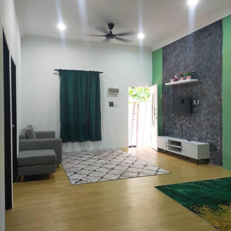 Homestay ainnor 2, Pasir Puteh (updated prices 2025)