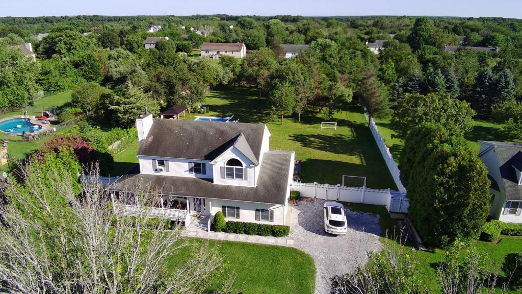 North Fork House for Rent, Mattituck (updated prices 2026)