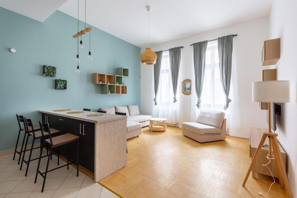 Sage Meadow at Gozsdu Garden Dob 16, Budapest (updated prices 2025)