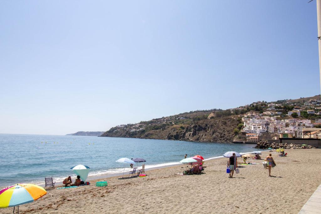 RentitSpain Refugio Playa la Guardia, La Caleta-Guardia – Updated 2024 ...