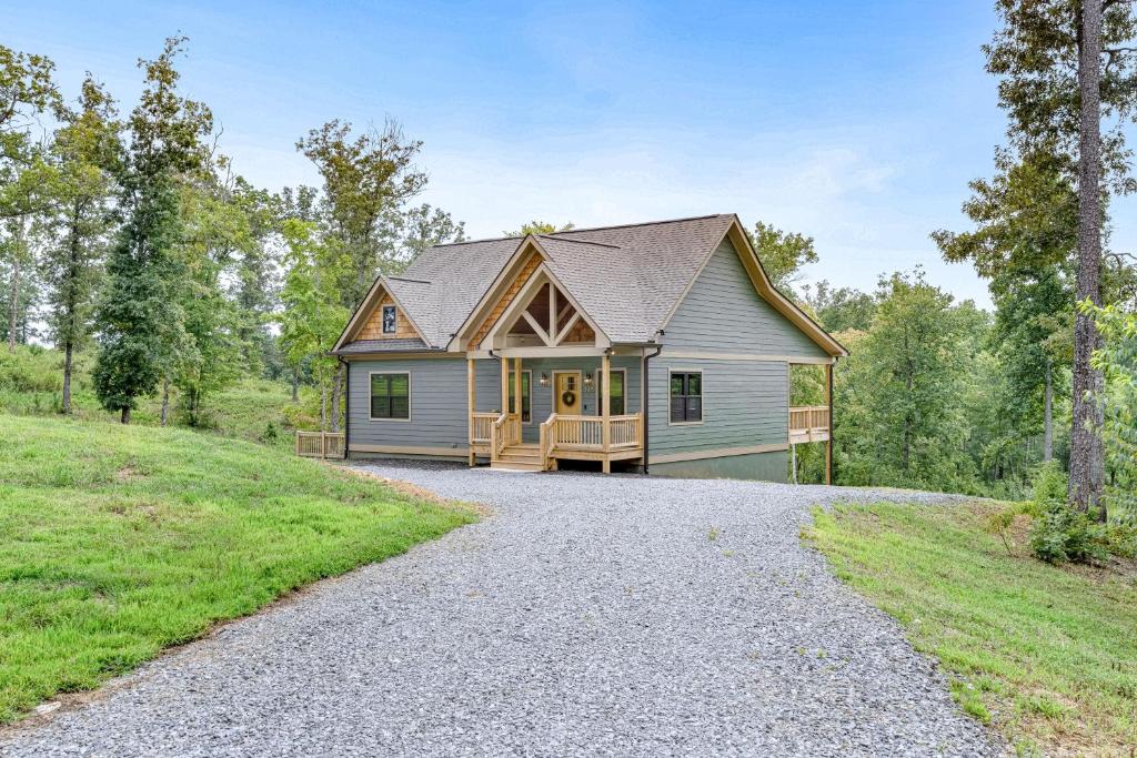 Firefly Meadows, Ellijay (updated prices 2026)