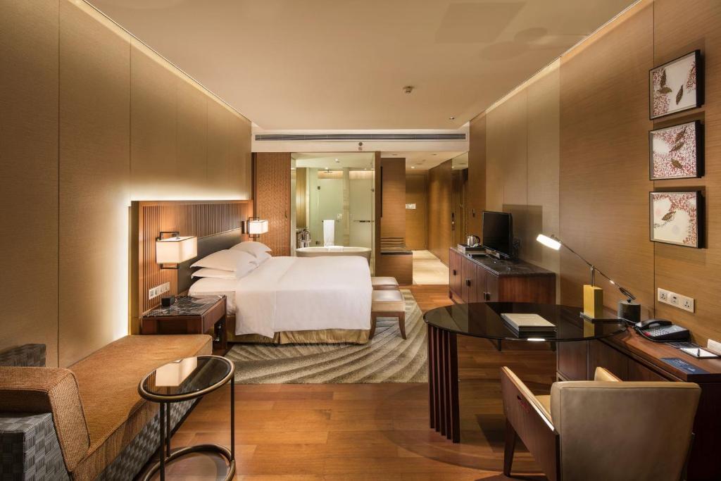 Hilton Wuhan Optics Valley, Wuhan – Updated 2023 Prices