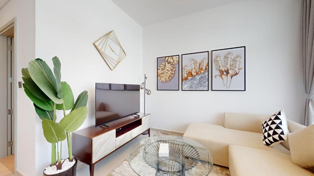 Primestay - Joy Cluster, 3BR plus Maids, Arabian Ranches 3, Dubai ...