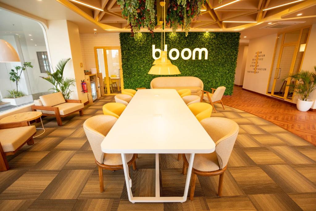 Bloom Hub - ORR Marathahalli, Bangalore (updated prices 2025)