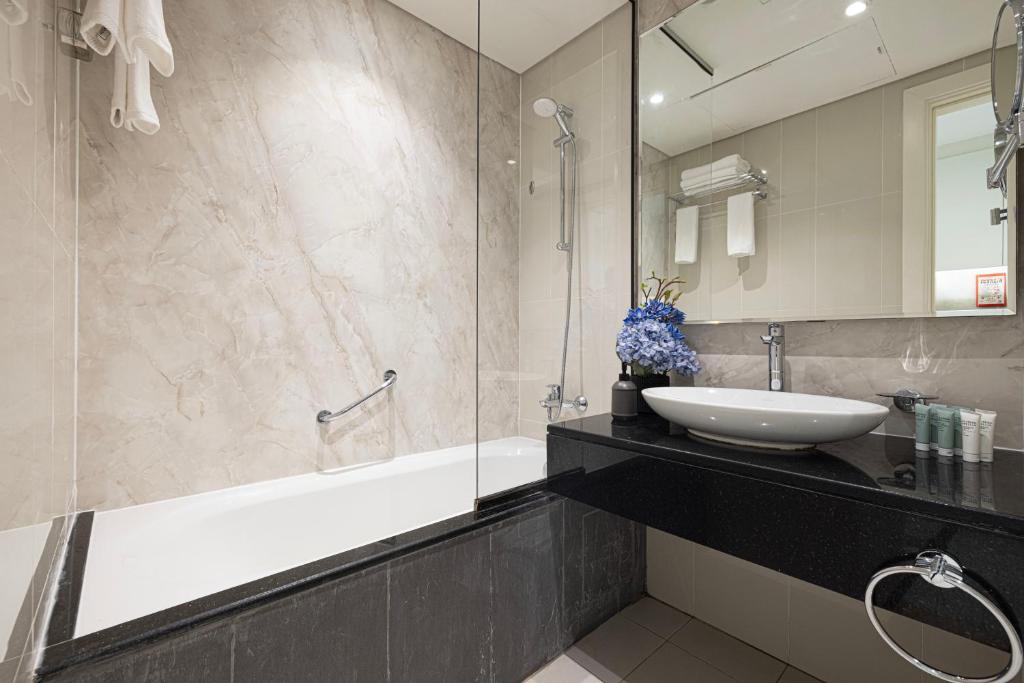 Magnificent - Damac Distinction Downtown, Dubai (updated prices 2025)