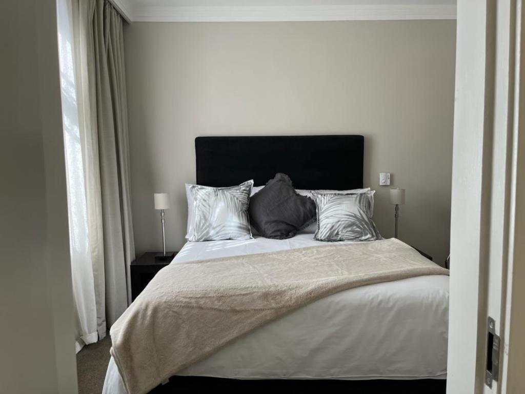 Mandela Rhodes Place, Cape Town (updated prices 2025)