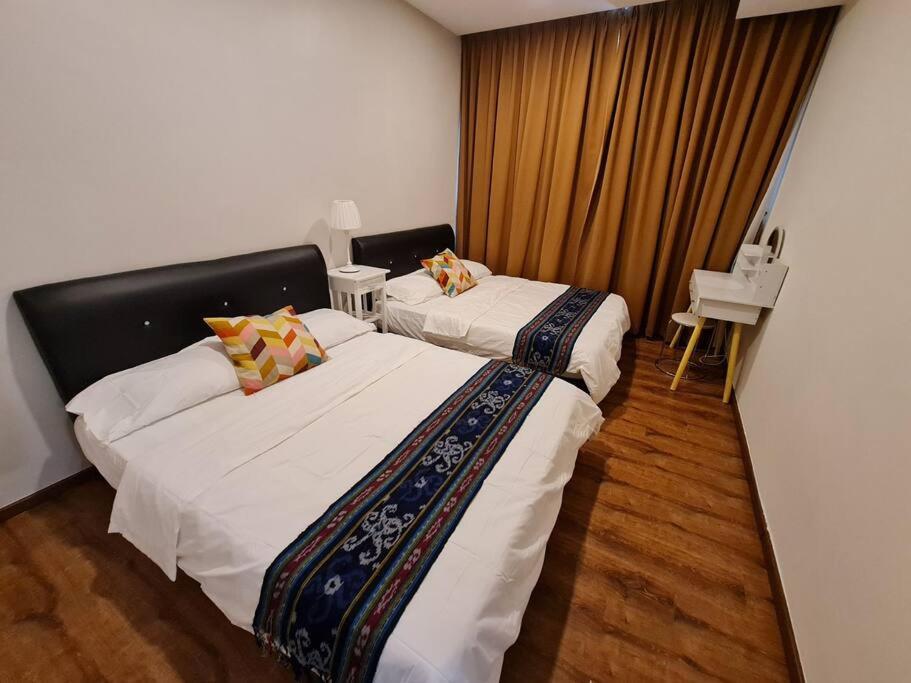 Lovely VivaMall City View with 2 Card LV11C, Kuching (updated prices 2026)