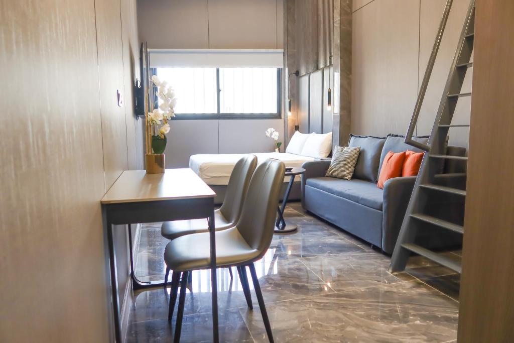 R Residences, Singapore (updated prices 2025)