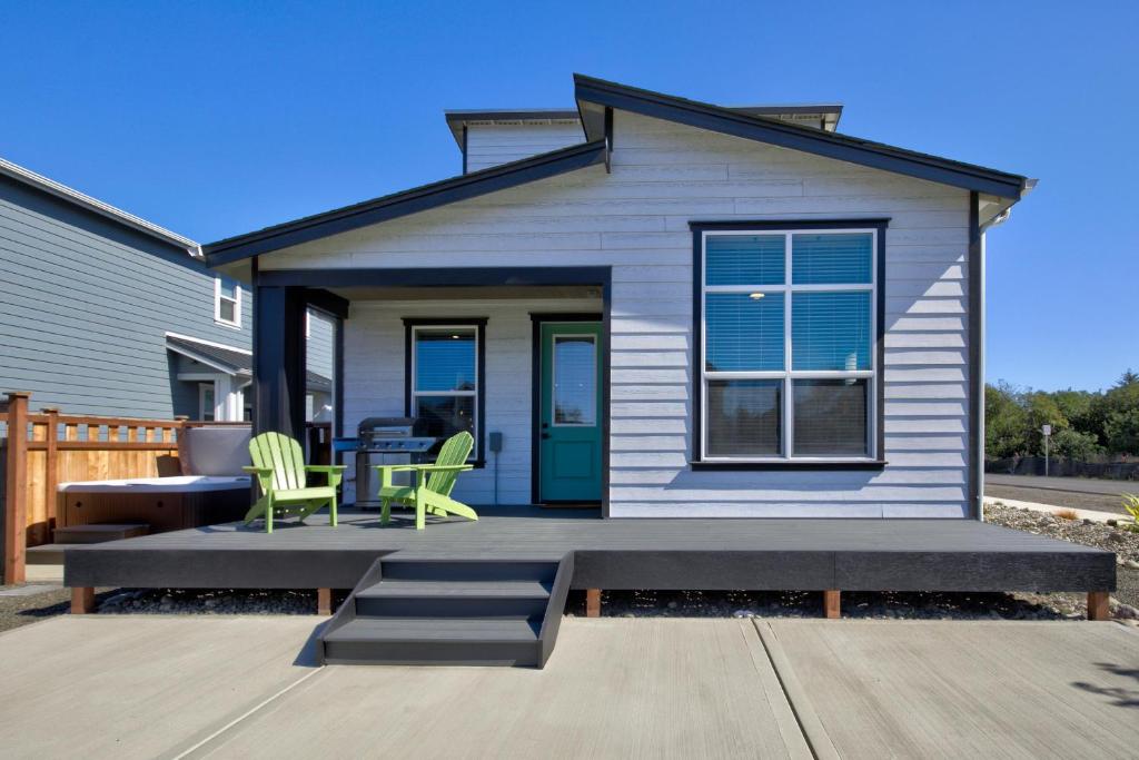 Sand By Me, Ocean Shores (updated prices 2026)