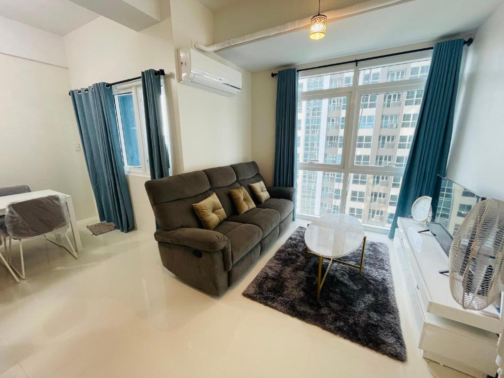 Luxurious condo at bgc, Manila (updated prices 2025)