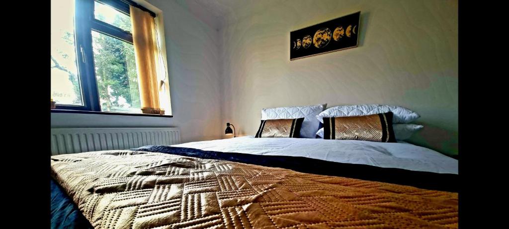 The Old Orchard, Muxton (updated prices 2026)