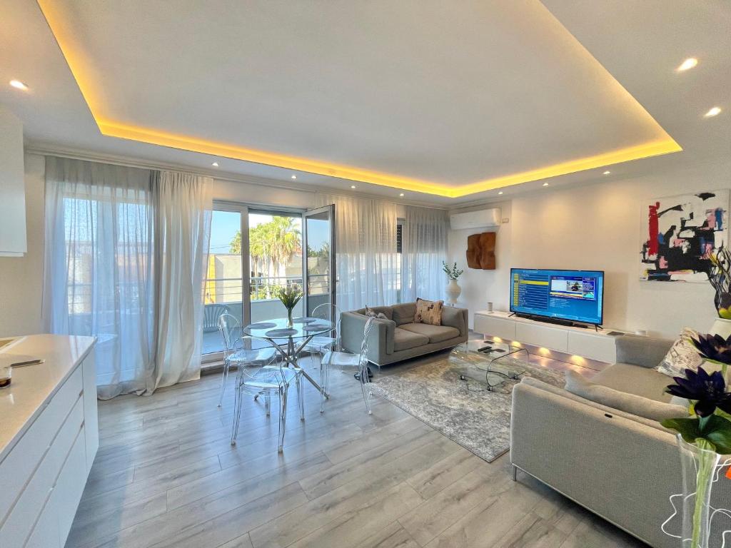 Durres Currila RELAX Beach Lifestyle, Durrës (aktualisierte Preise für ...