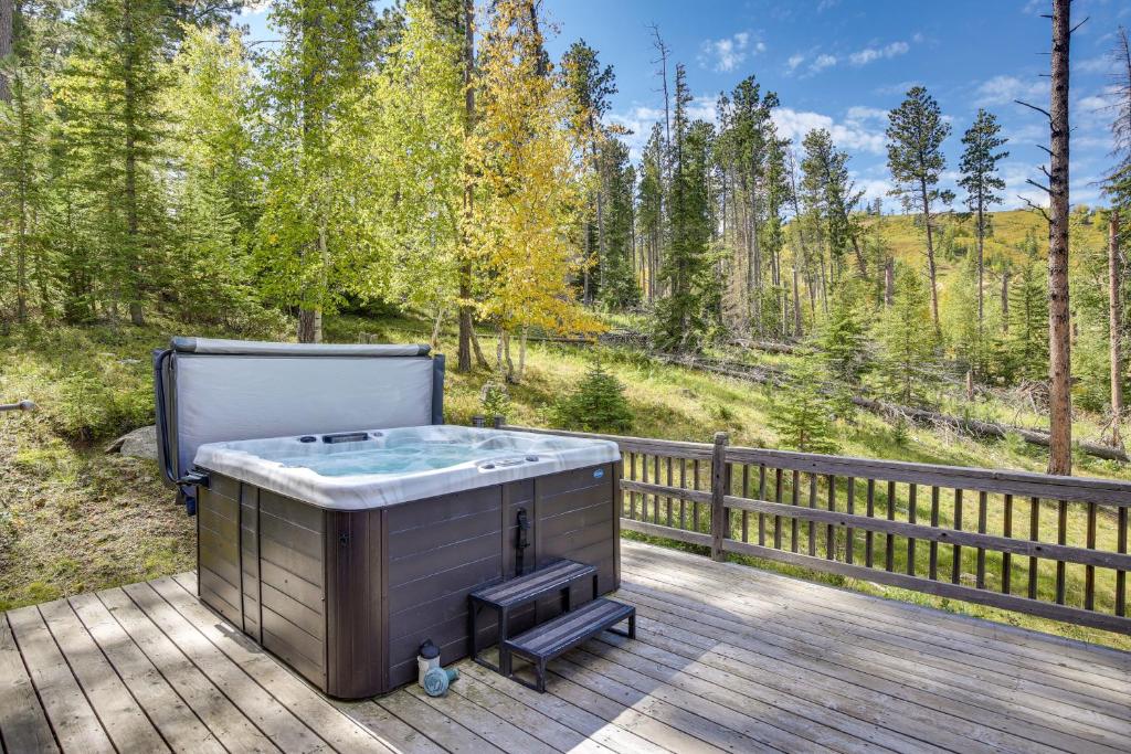 Lead Lodge Near Mickelson Trail and Terry Peak, Lead (updated prices 2026)