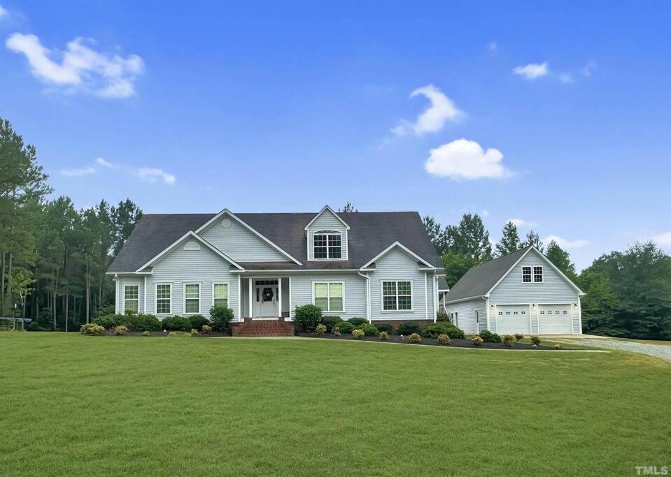 Adventure with 23 ac property Home, Sanford (updated prices 2024)