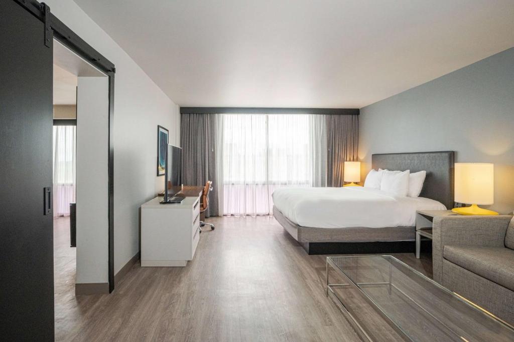 Wyndham Fort Smith City Center, Fort Smith (updated prices 2025)