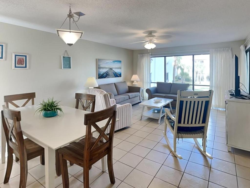 Edgewater Villa 407, Panama City Beach (updated prices 2024)