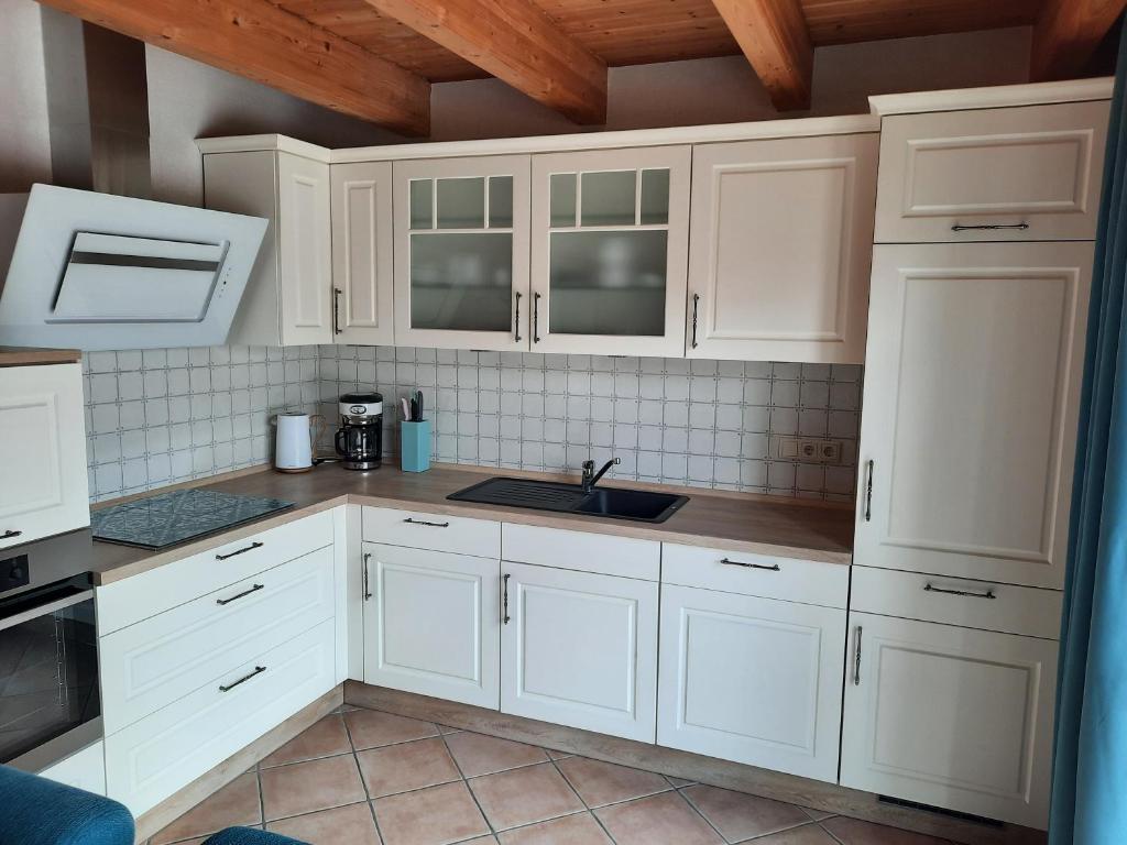 Tolles Ferienhaus in Pilsum - Ferienhaus Trientje - mit Garten und ...