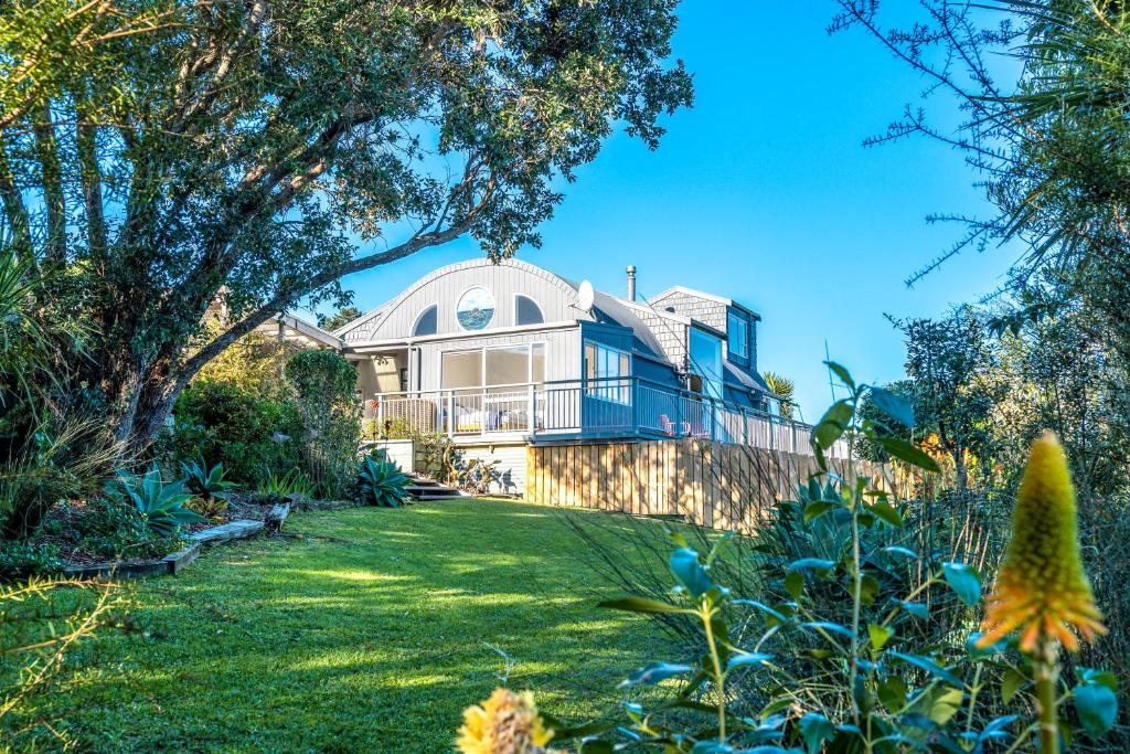 The Round House, Oneroa (updated prices 2025)