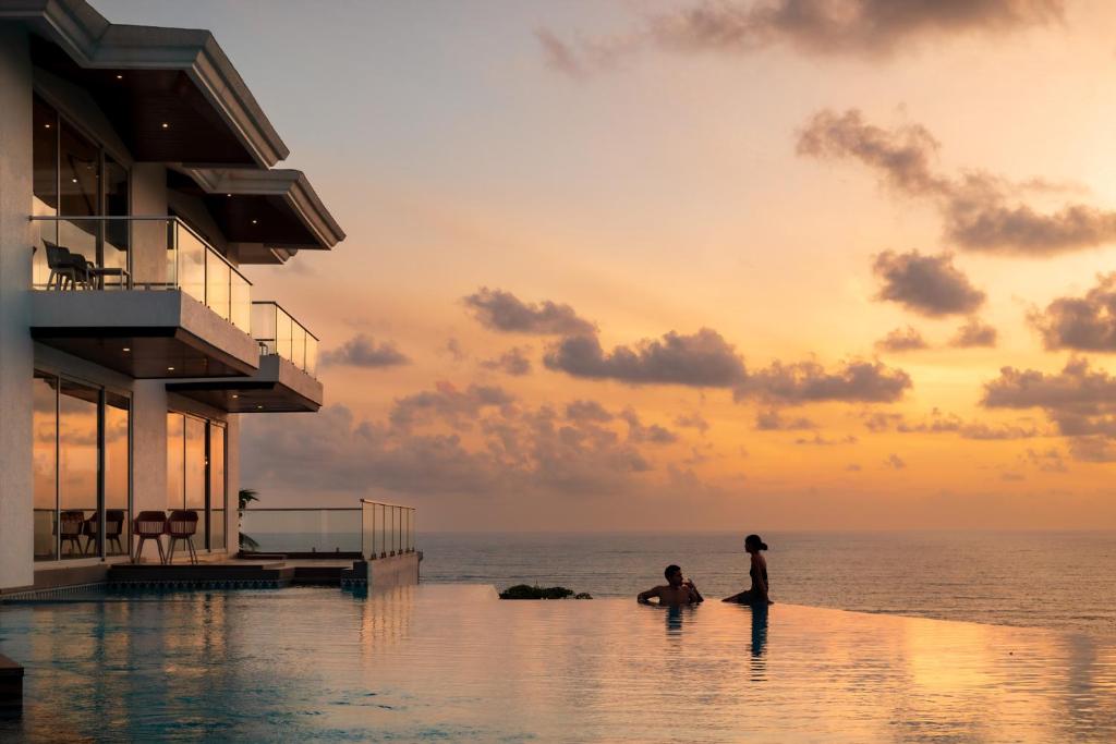 StayVista's Casa Bella - Sea-View Villa with Infinity Pool, Jacuzzi ...