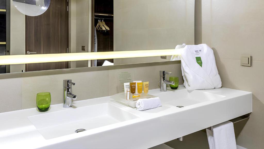 Holiday Inn Algiers - Cheraga Tower by IHG, Alger (updated prices 2025)