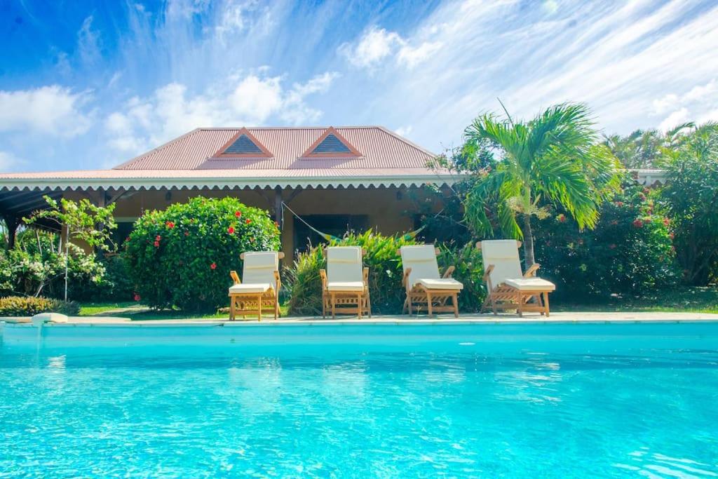 Mora Mora, villa créole avec piscine & jardin, Le Vauclin (updated ...