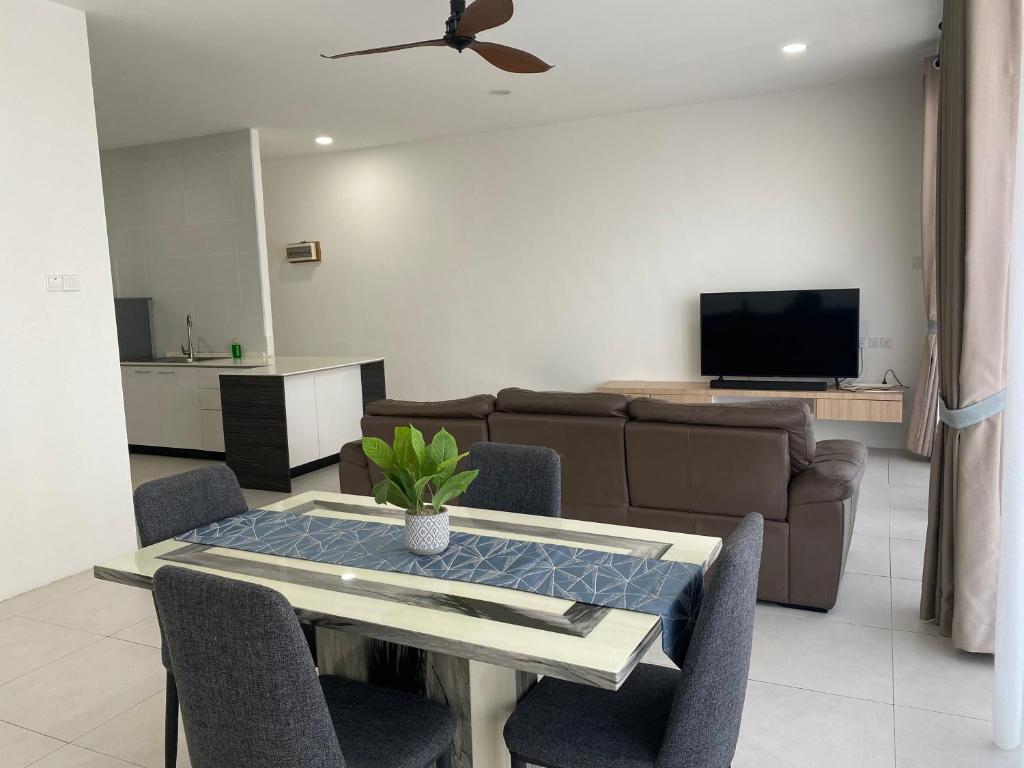 The Floorspace Galacity 3Bedroom Topfloor View, Kuching (updated prices ...