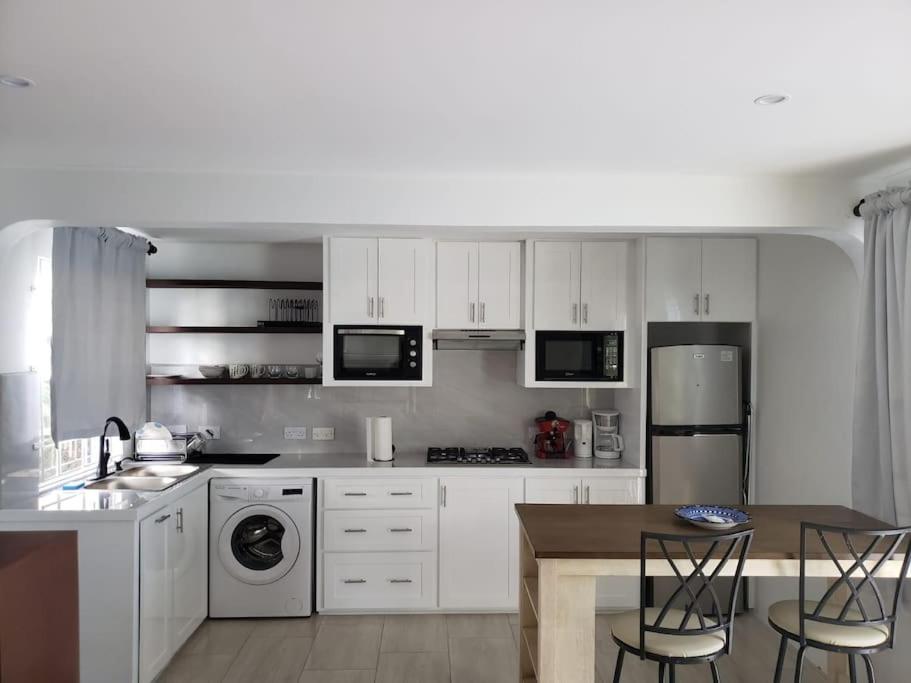 La Casita Azul, Castries (updated prices 2026)