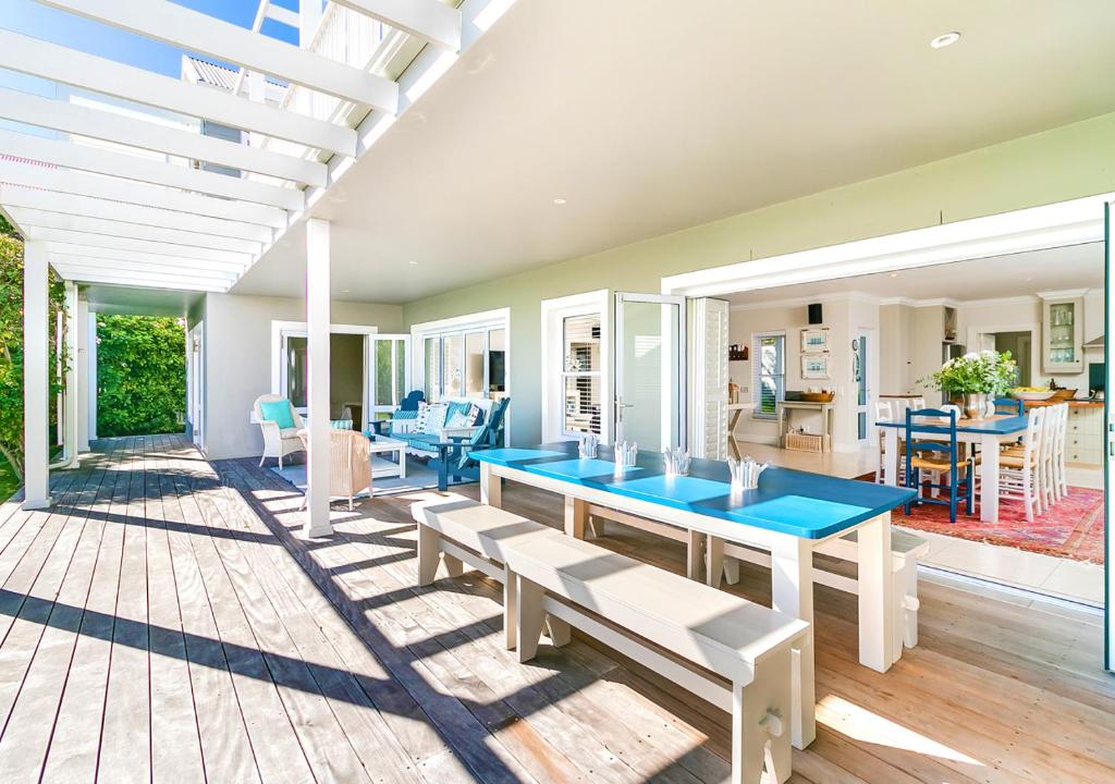 Perfect Canal Escape on Thesen Islands, Knysna (updated prices 2025)