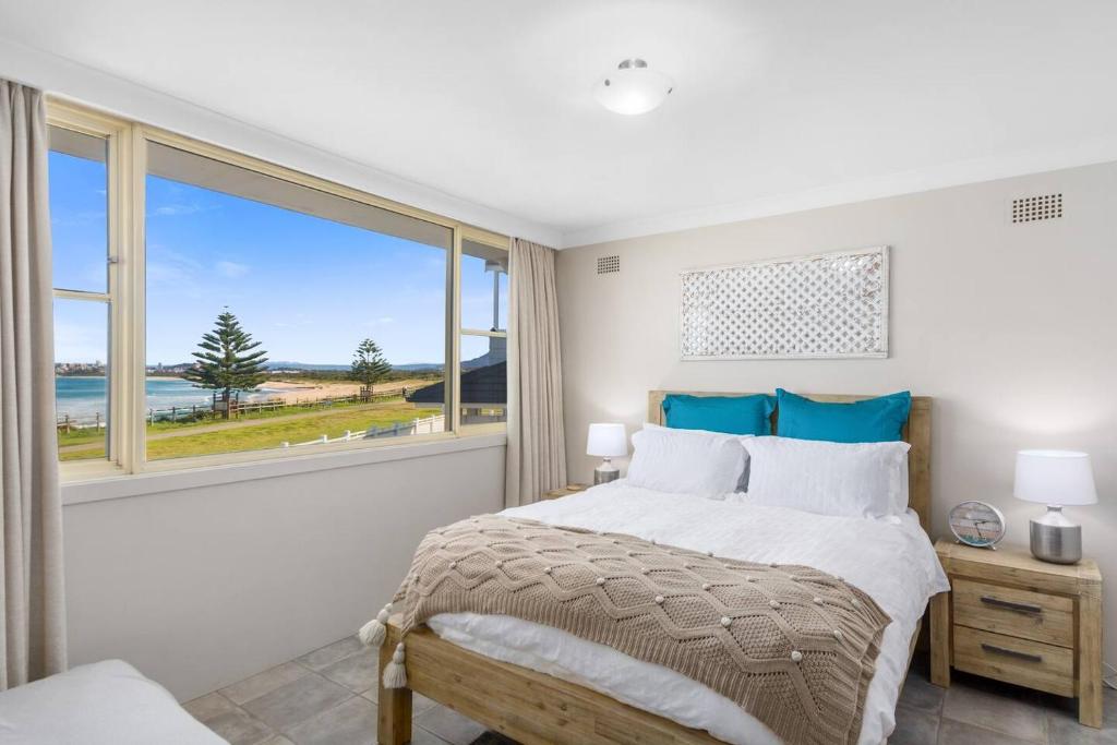 Seaside Escape - Stunning Vistas over Towradgi Beach, Wollongong ...