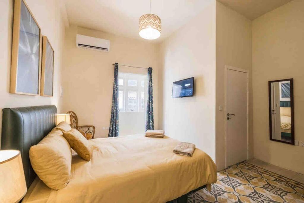 Bormla 1, Cospicua (updated prices 2025)