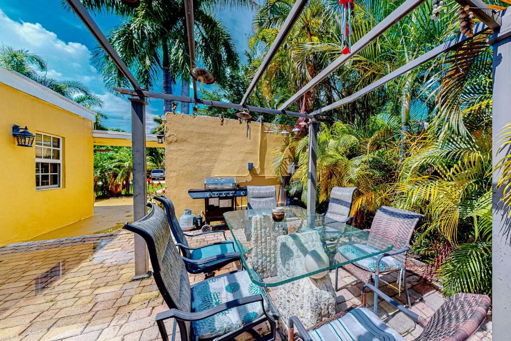 Go with the Flow, Hollywood (precios actualizados 2025)