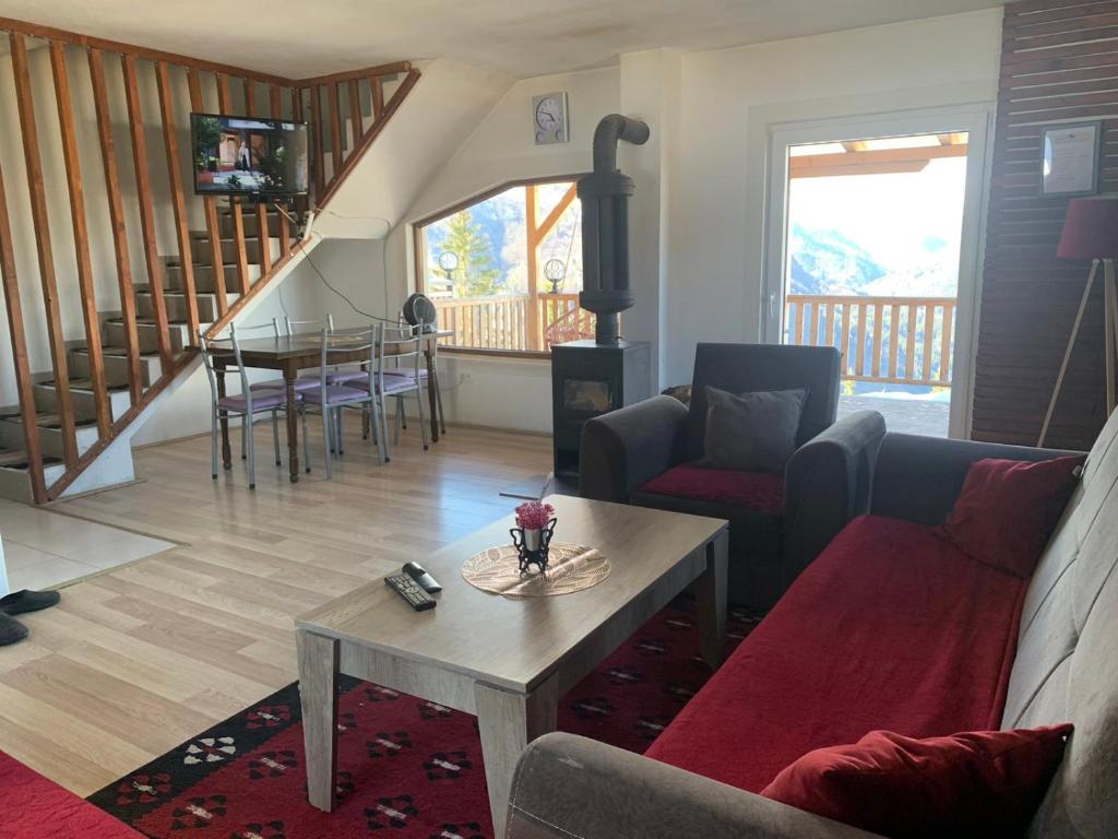 Villa Te Ibra, Peje (precios actualizados 2024)