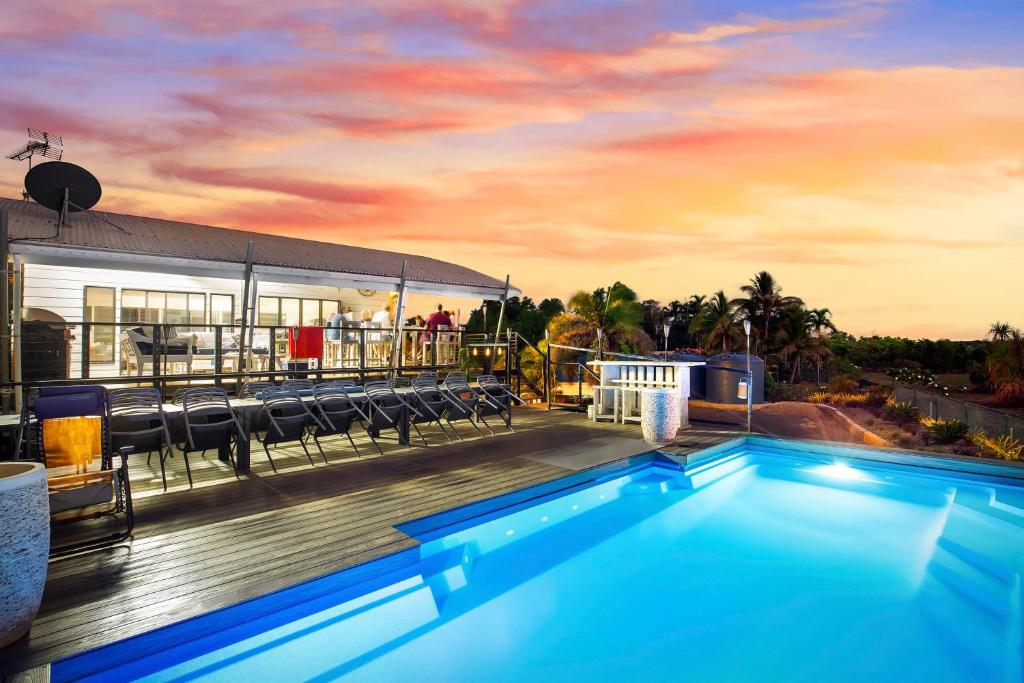 The Beach House by Anglers Choice, Dundee Beach (updated prices 2026)