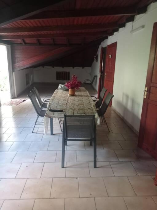 La Cour CoCoyer, Bouillante (updated prices 2025)