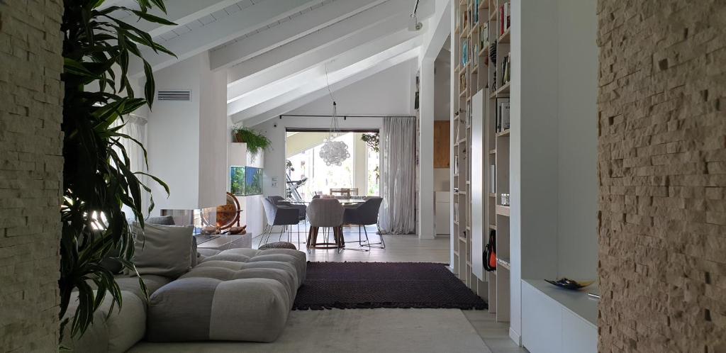 Attico prestigioso con SPA, Treviso – Updated 2024 Prices