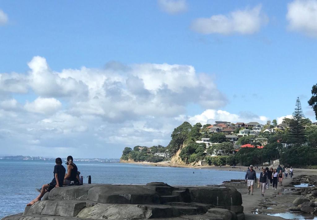 Pool Side Flat Mairangi Bay, Auckland (updated prices 2026)