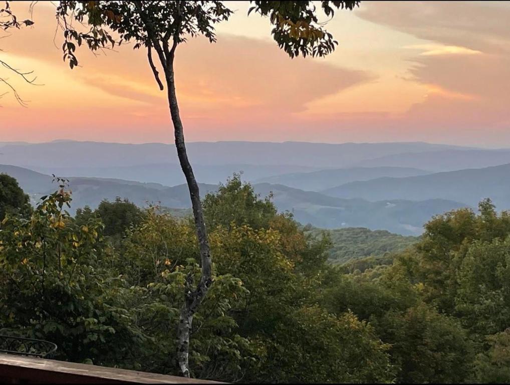 Vakantiehuis Our Point of View at Beech Mountain Club Access (VS Beech ...