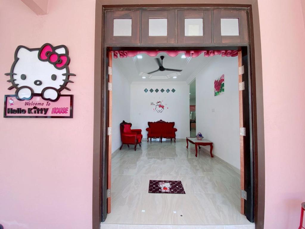 Hello Kitty House Design