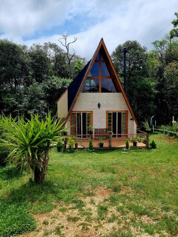 Chale em Curitiba - Chales Portugal, Campo Magro (updated prices 2025)