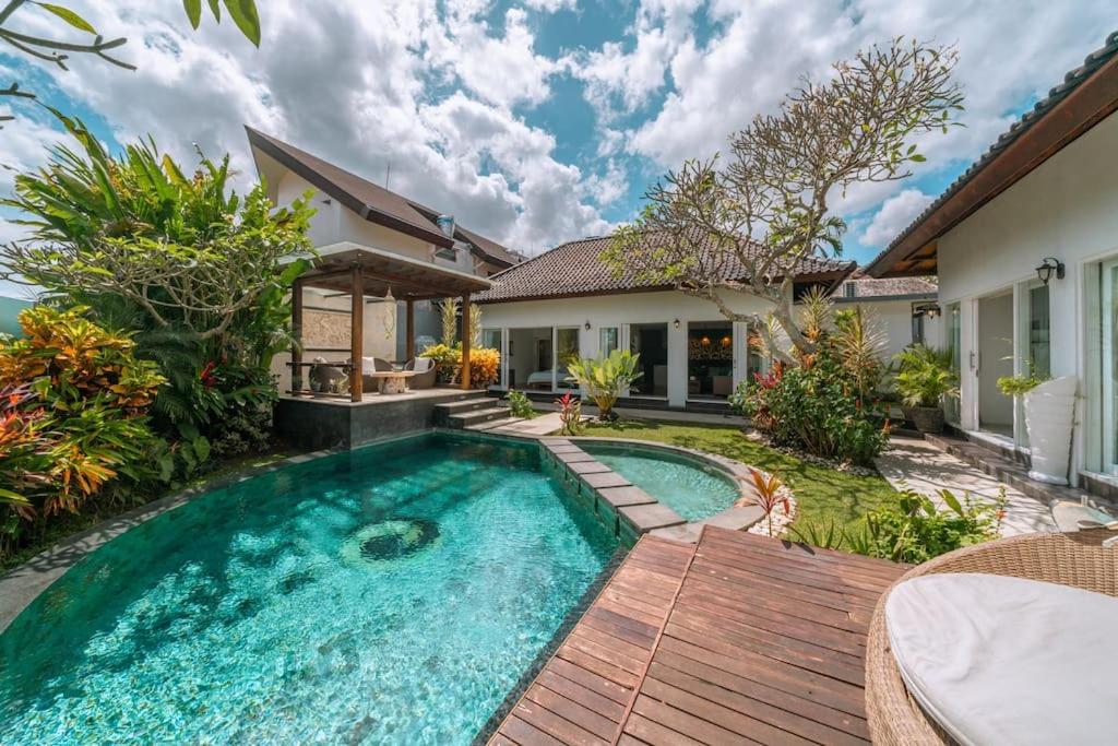 Tranquil Haven: Villa St Calyx - Bali Bliss, Canggu (updated prices 2026)