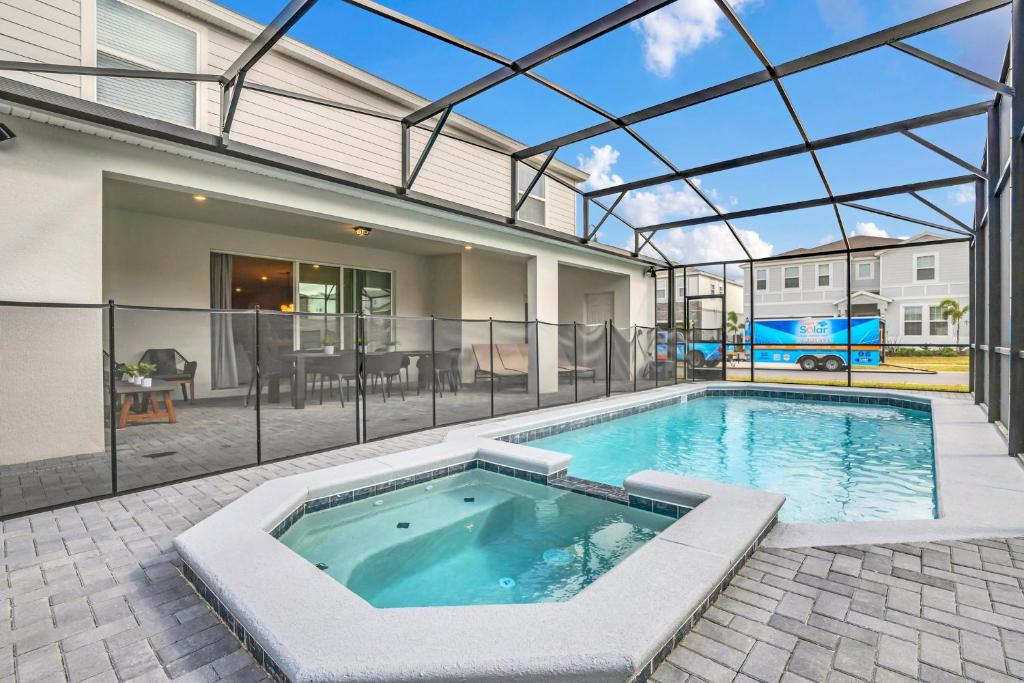 Windwood Bay - 9br 8ba, Davenport (updated prices 2025)