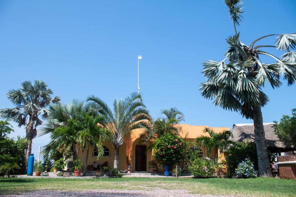 Rancho Alegre / Playa Novillero, Novillero (updated prices 2025)