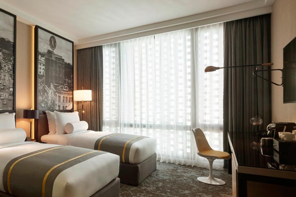 Hotel Stripes Kuala Lumpur, Autograph Collection, Kuala Lumpur (updated ...