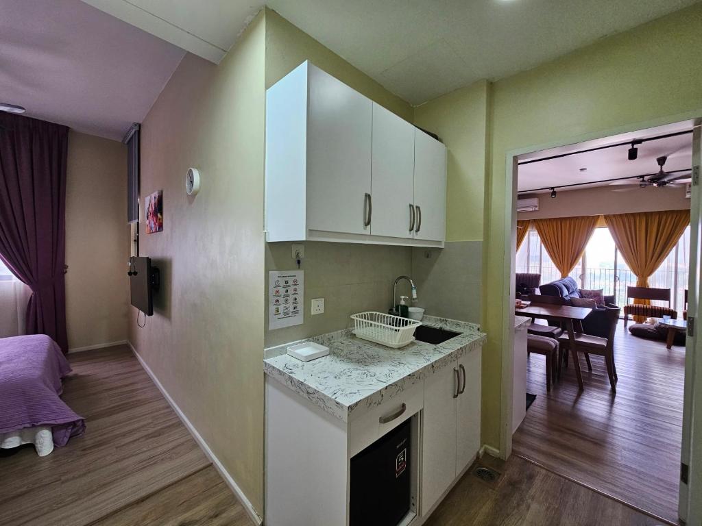 Oasisstay 4 Bedrooms Apartment With Studio at Bangi Sentral, Bandar ...