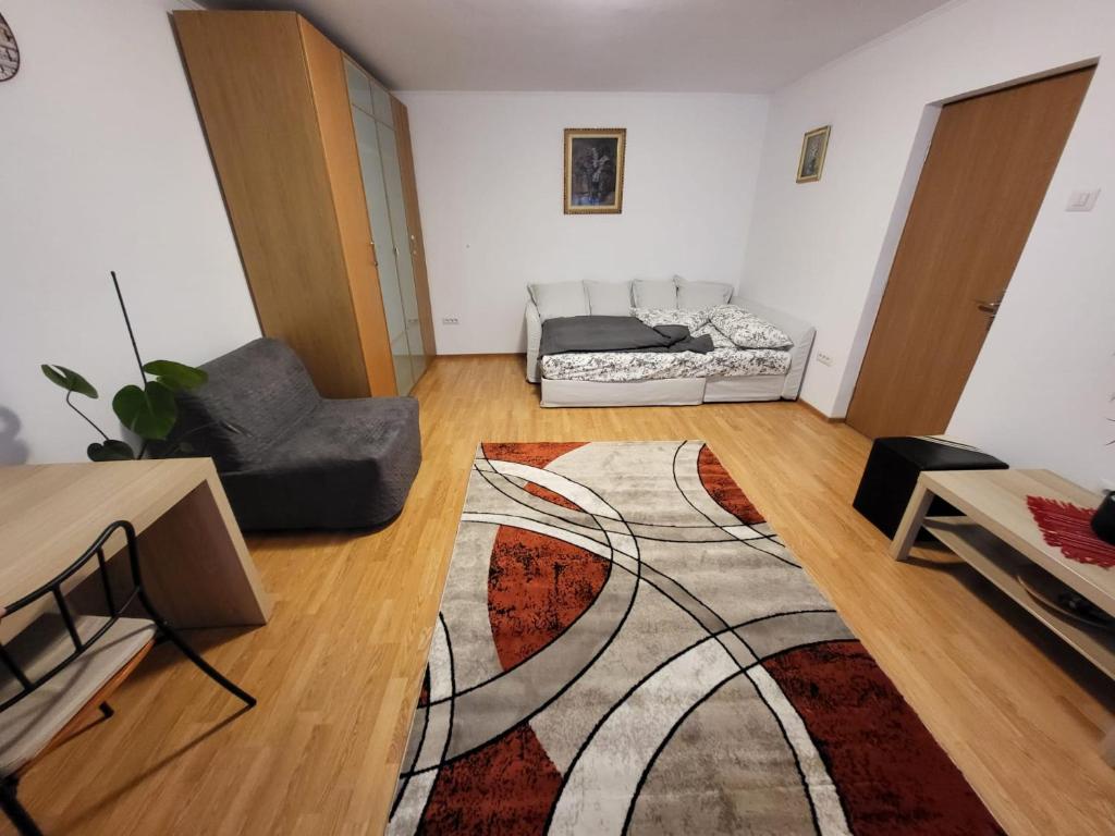 Large and comfortable studio Mall Vitan area, Bucharest (updated prices ...